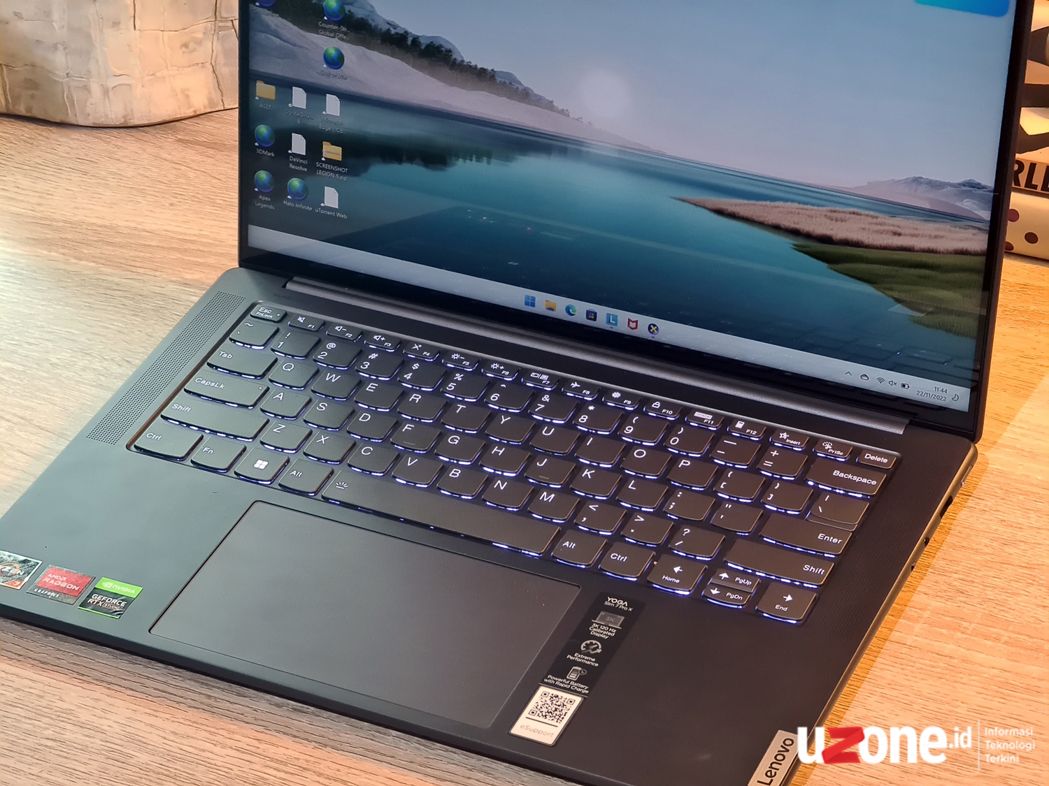 Laptop vs Tablet, Mana yang Lebih Baik Buat Harian? Laptop vs Tablet, Mana yang Lebih Baik Buat Harian?